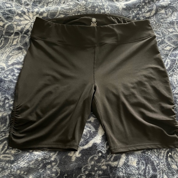 GAIAM | Shorts | Gaiam Xxl Workout Shorts Nwot | Poshmark
